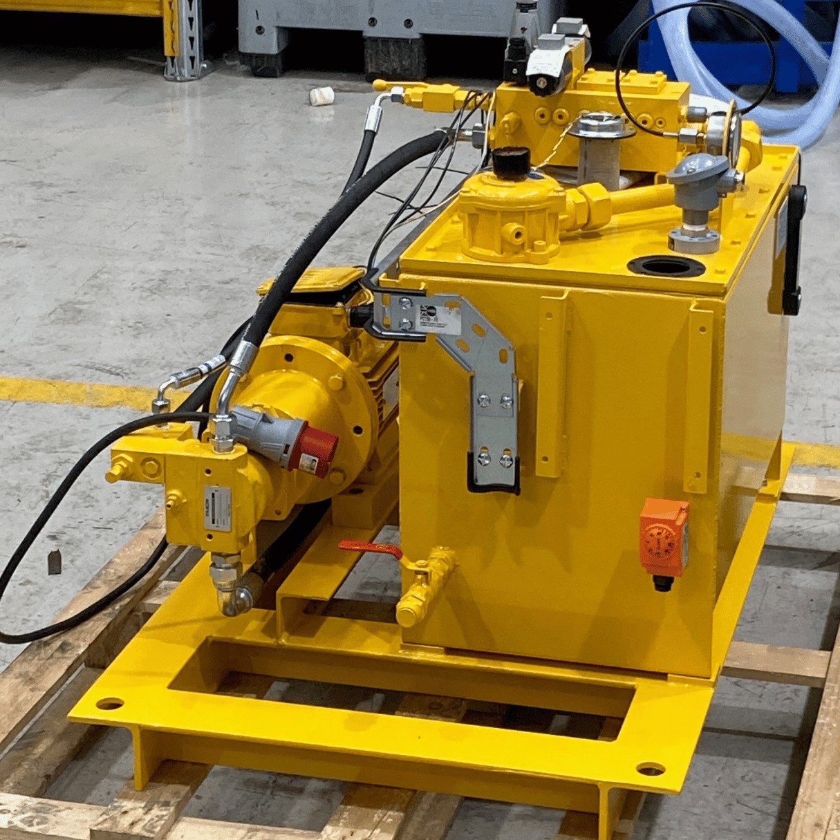 Mini Transmitter Bundles - 100m Range from Hetronic | Hydrastore